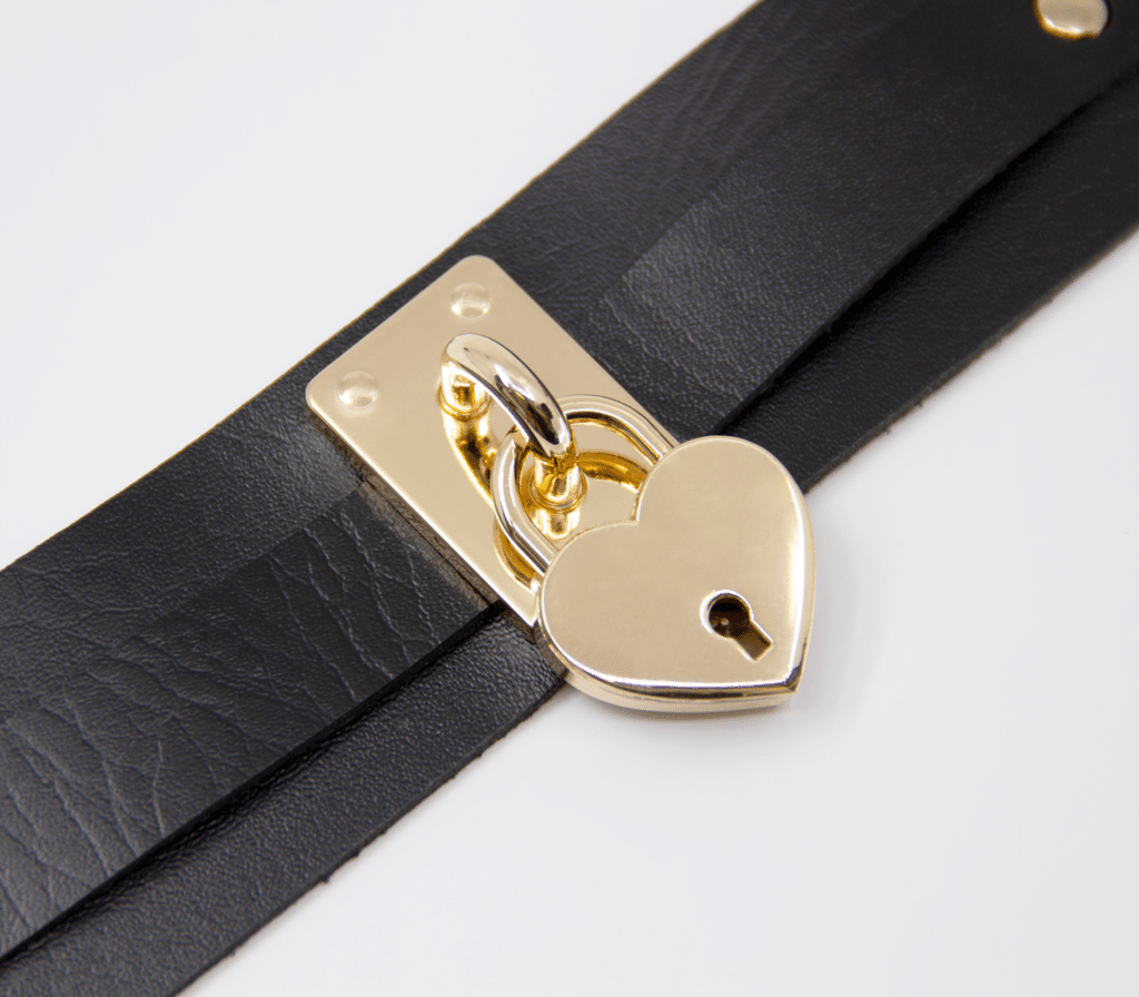 Heart Padlock Faux Leather Collar in 2 Colours | Love In Leather