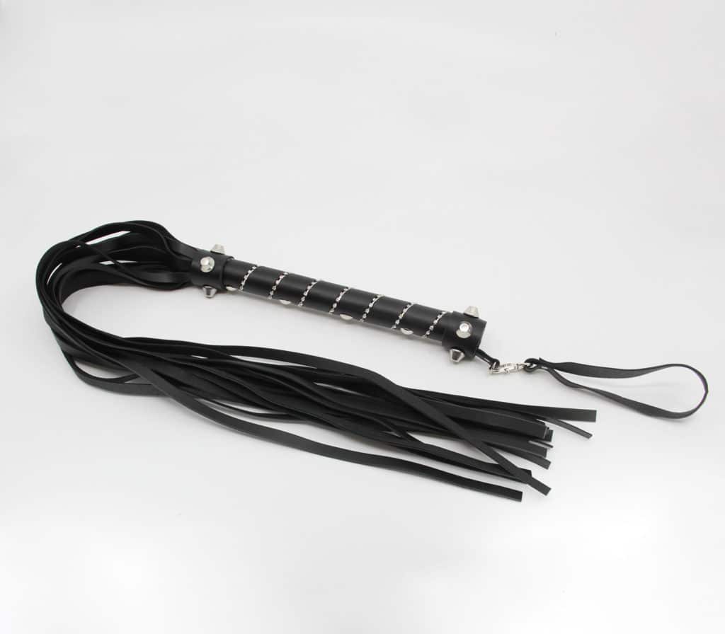 Chain Handle Flogger | Love In Leather